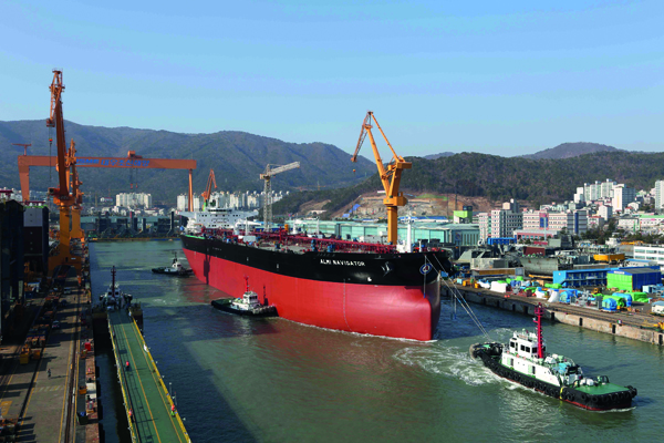 Delivery of M/T Almi Navigator – Almi Tankers